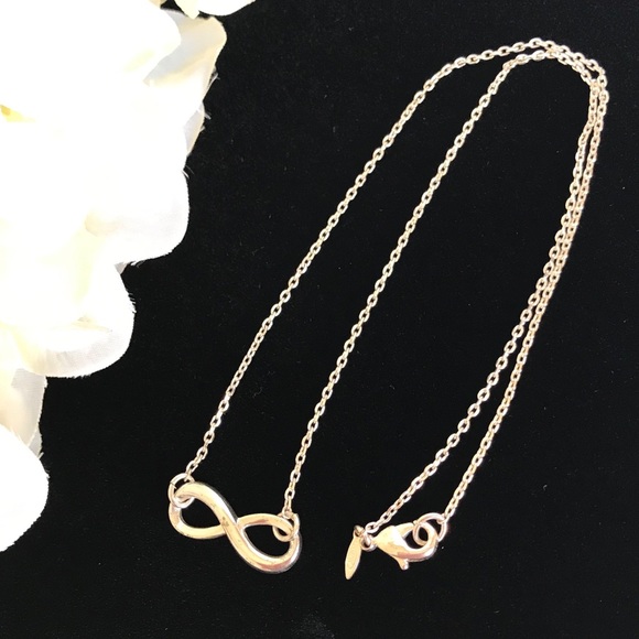 Avon | Jewelry | Avon Silver Tone Infinity Symbol Chain Necklace | Poshmark